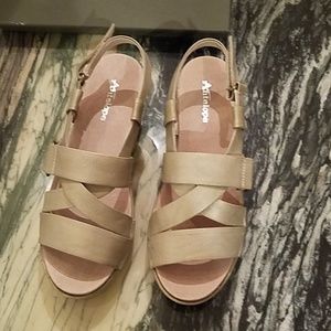 Antelope | Shoes | Antelope Double Vel Metallic Tan Sandals | Poshmark